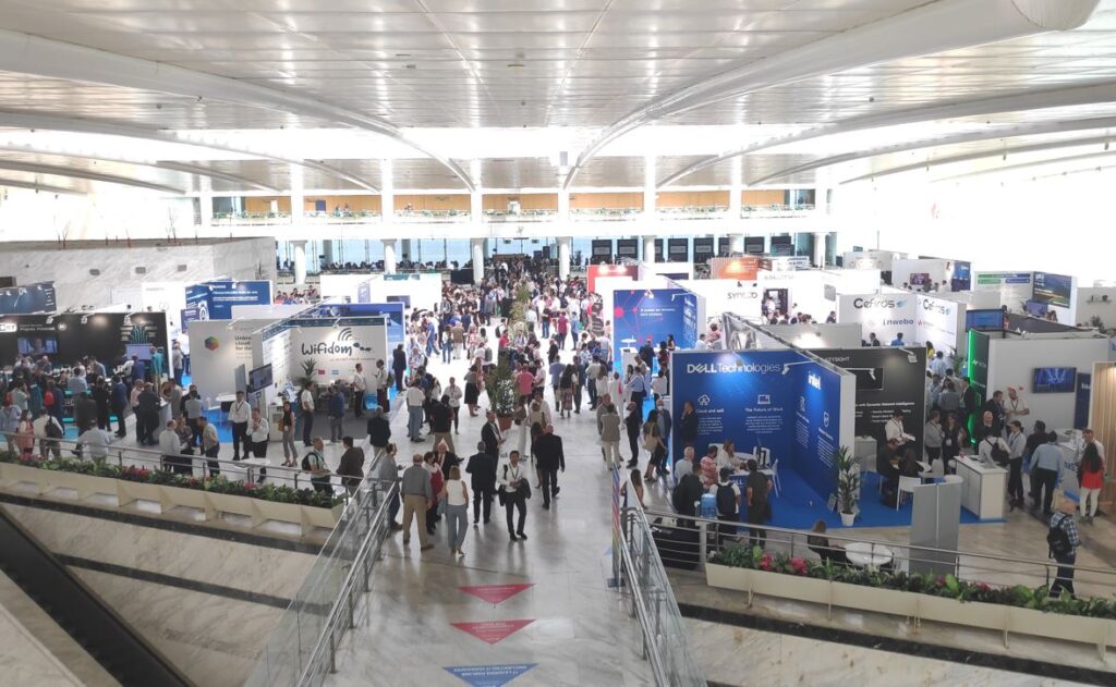 Webinar sobre las tendencias TIC que reinarán en 2025